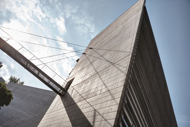 SimonsVoss SmartIntego - Innovative Wireless Locking